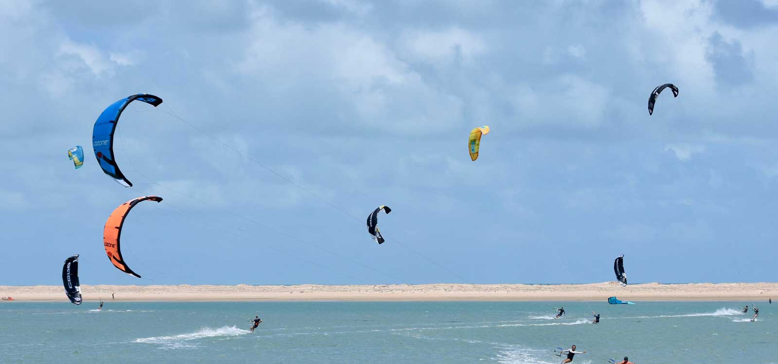 Kite-Surfing: Flying Over the Lagoon | Ile Maurice
