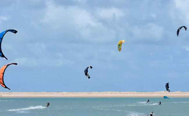 Kite-Surfing: Flying Over the Lagoon | Ile Maurice